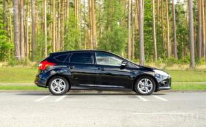 Pelēks Ford Focus 2014 Rīga, ar dzinēja tilpumu 1.60 L un nobraukumu 203 tūkst. km par 3890 €, foto 10 vietnē AUTOMOTO.COM.LV