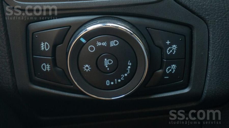 Pelēks Ford Focus 2014 Rīga, ar dzinēja tilpumu 1.60 L un nobraukumu 203 tūkst. km par 3890 €, foto 23 vietnē AUTOMOTO.COM.LV
