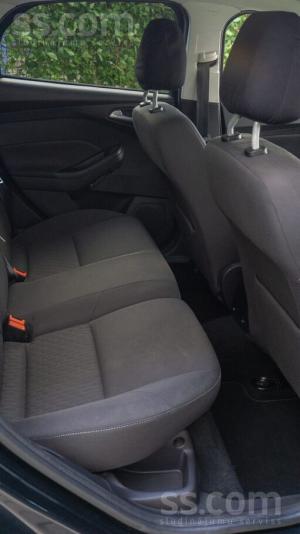 Pelēks Ford Focus 2014 Rīga, ar dzinēja tilpumu 1.60 L un nobraukumu 203 tūkst. km par 3890 €, foto 27 vietnē AUTOMOTO.COM.LV