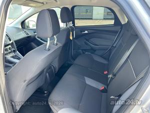 Pelēks Ford Focus 2014 Pērnava, ar dzinēja tilpumu 1.60 L un nobraukumu 173 tūkst. km par 3300 €, foto 11 vietnē AUTOMOTO.COM.LV