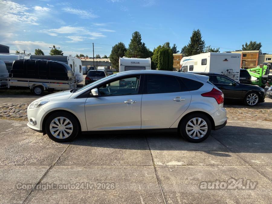 Pelēks Ford Focus 2014 Pērnava, ar dzinēja tilpumu 1.60 L un nobraukumu 170 tūkst. km par 3750 €, foto 8 vietnē AUTOMOTO.COM.LV