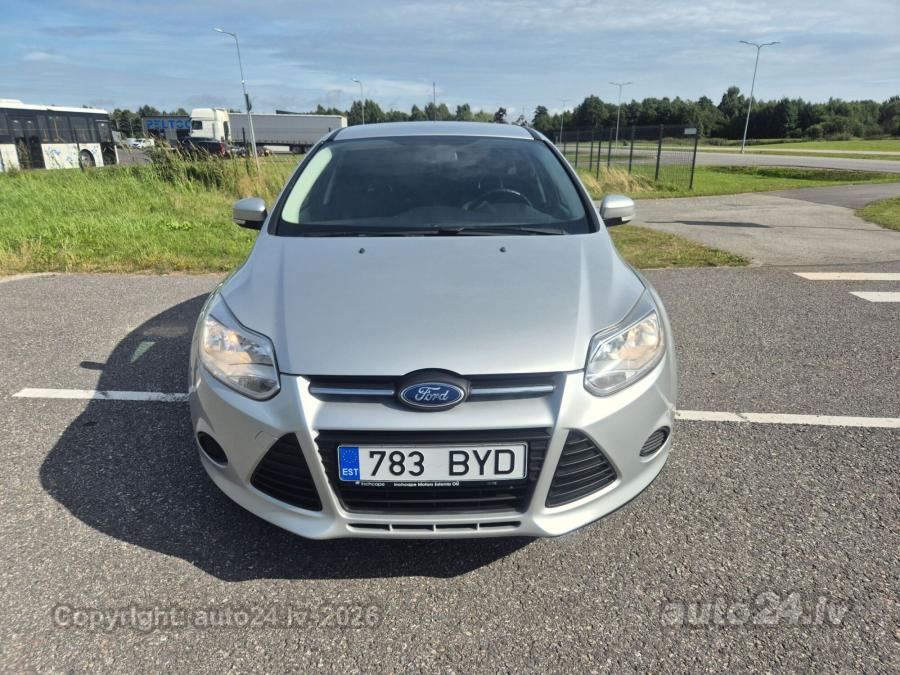 Pelēks Ford Focus 2014 Pērnava, ar dzinēja tilpumu 1.60 L un nobraukumu 172 tūkst. km par 4450 €, foto 3 vietnē AUTOMOTO.COM.LV