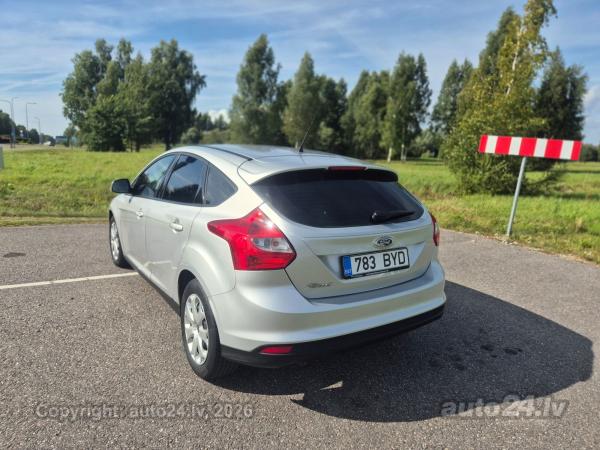 Pelēks Ford Focus 2014 Pērnava, ar dzinēja tilpumu 1.60 L un nobraukumu 172 tūkst. km par 4450 €, foto 3 vietnē AUTOMOTO.COM.LV