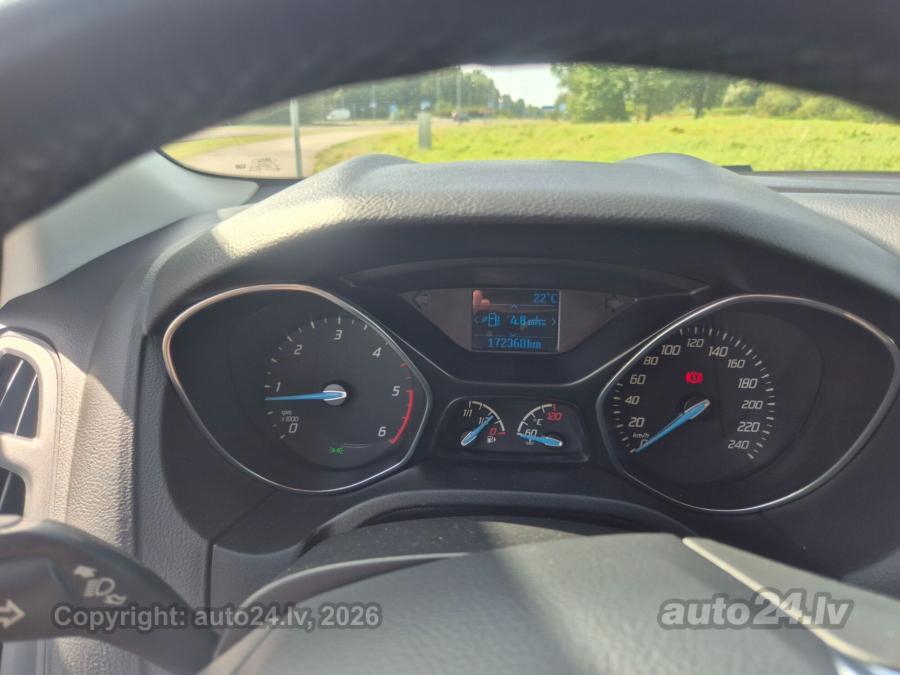 Pelēks Ford Focus 2014 Pērnava, ar dzinēja tilpumu 1.60 L un nobraukumu 172 tūkst. km par 4450 €, foto 7 vietnē AUTOMOTO.COM.LV