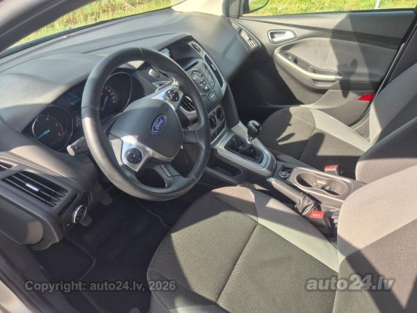 Pelēks Ford Focus 2014 Pērnava, ar dzinēja tilpumu 1.60 L un nobraukumu 172 tūkst. km par 4450 €, foto 7 vietnē AUTOMOTO.COM.LV