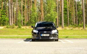 Grey Ford Focus 2014 in Riga, with an engine capacity of 1.60 L and mileage of 203 thousand km for 3190 €, photo 4 on AUTOMOTO.COM.LV