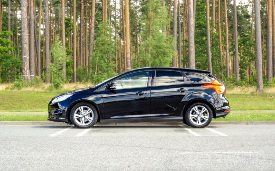 Grey Ford Focus 2014 in Riga, with an engine capacity of 1.60 L and mileage of 203 thousand km for 3190 €, photo 5 on AUTOMOTO.COM.LV