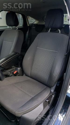 Grey Ford Focus 2014 in Riga, with an engine capacity of 1.60 L and mileage of 203 thousand km for 3190 €, photo 24 on AUTOMOTO.COM.LV