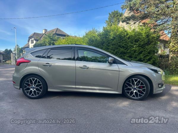 Grey Ford Focus 2015 in Tallinn, with an engine capacity of 1.50 L and mileage of 117 thousand km for 11500 €, photo 3 on AUTOMOTO.COM.LV