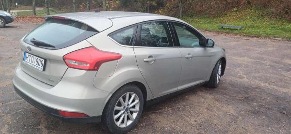 Grey Ford Focus 2015 in Kaunas, with an engine capacity of 1.00 L and mileage of 188 thousand km for 4400 €, photo 3 on AUTOMOTO.COM.LV