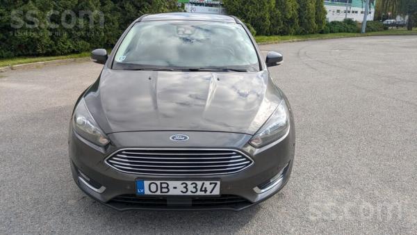 Pelēks Ford Focus 2015 Rīga, ar dzinēja tilpumu 1.50 L un nobraukumu 257 tūkst. km par 5750 €, foto 1 vietnē AUTOMOTO.COM.LV