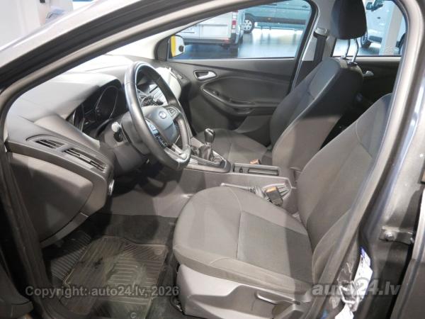 Grey Ford Focus 2015 in Tallinn, with an engine capacity of 1.60 L and mileage of 177 thousand km for 5990 €, photo 7 on AUTOMOTO.COM.LV