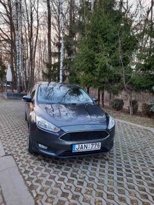 Pelēks Ford Focus 2015 Viļņa, ar dzinēja tilpumu 1.00 L un nobraukumu 120 tūkst. km par 3999 €, foto 3 vietnē AUTOMOTO.COM.LV