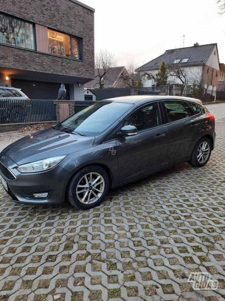 Pelēks Ford Focus 2015 Viļņa, ar dzinēja tilpumu 1.00 L un nobraukumu 120 tūkst. km par 3999 €, foto 7 vietnē AUTOMOTO.COM.LV