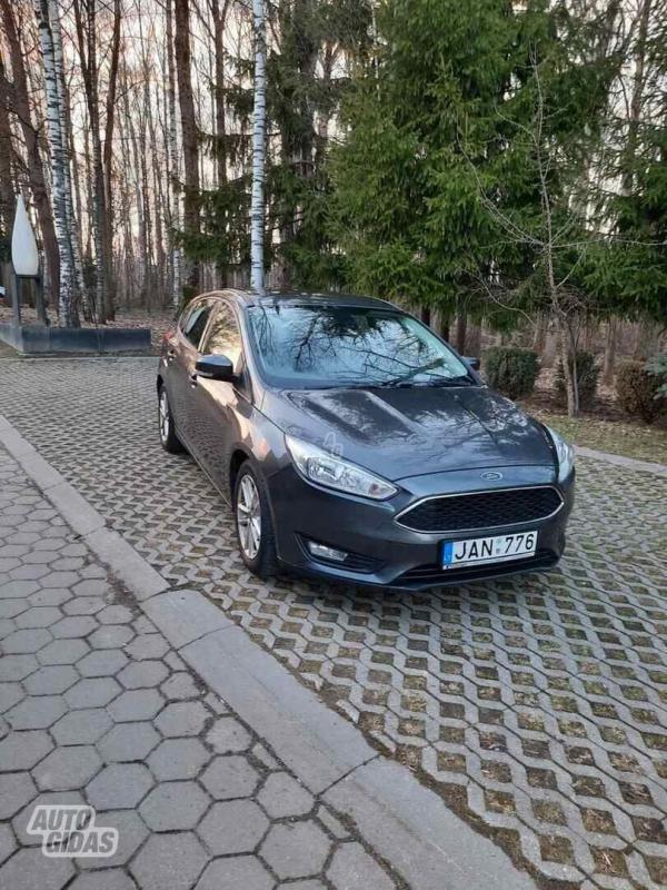 Grey Ford Focus 2015 in Vilnius, with an engine capacity of 1.00 L and mileage of 120 thousand km for 3999 €, photo 9 on AUTOMOTO.COM.LV