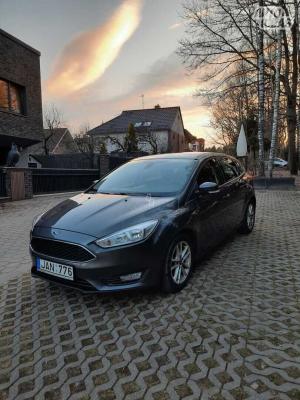 Pelēks Ford Focus 2015 Viļņa, ar dzinēja tilpumu 1.00 L un nobraukumu 120 tūkst. km par 3999 €, foto 14 vietnē AUTOMOTO.COM.LV