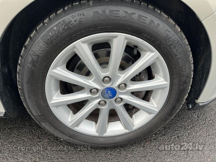 Pelēks Ford Focus 2015 Kuresāre, ar dzinēja tilpumu 1.00 L un nobraukumu 88 tūkst. km par 6690 €, foto 18 vietnē AUTOMOTO.COM.LV