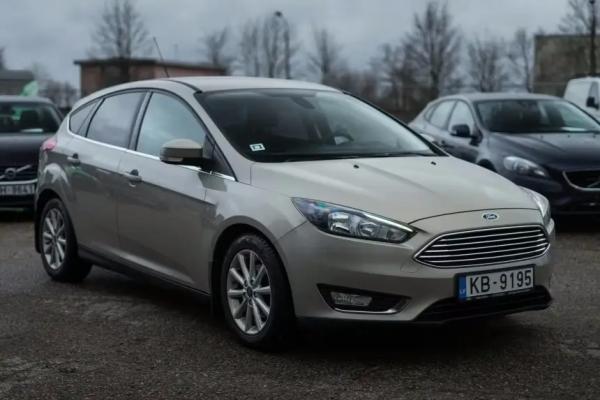 Grey Ford Focus 2015 in Liepaja, with an engine capacity of 1.00 L and mileage of 135 thousand km for 7850 €, photo 5 on AUTOMOTO.COM.LV