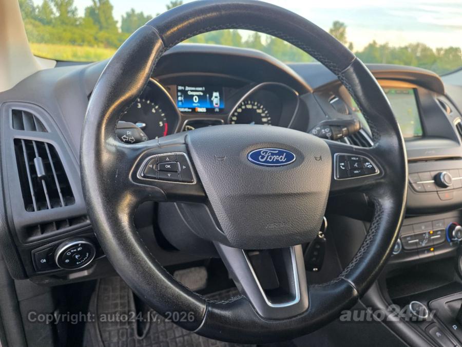Pelēks Ford Focus 2015 Narva, ar dzinēja tilpumu 1.50 L un nobraukumu 250 tūkst. km par 4500 €, foto 6 vietnē AUTOMOTO.COM.LV