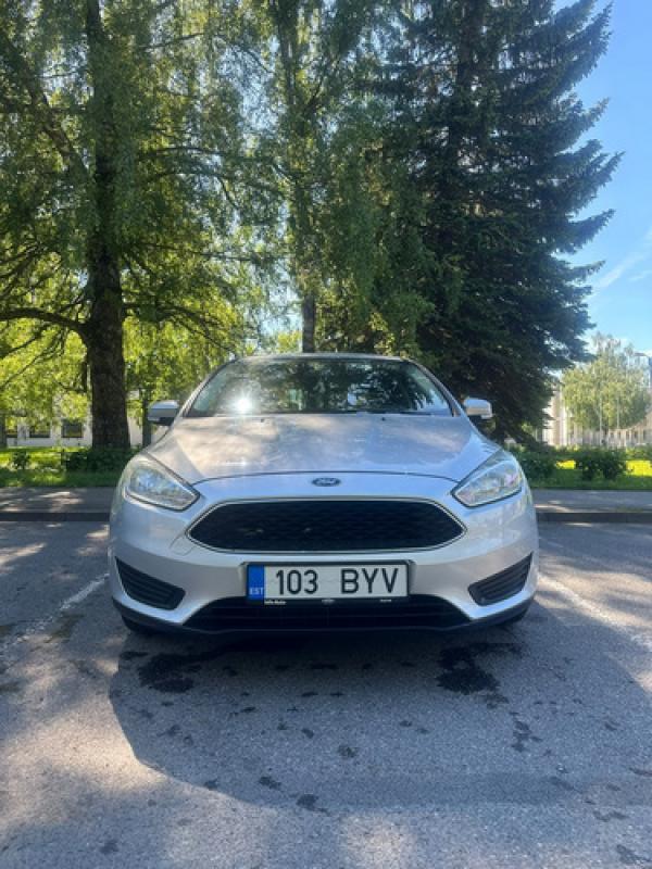Pelēks Ford Focus 2015 Tallina, ar dzinēja tilpumu 0.00 L un nobraukumu 110 tūkst. km par 5999 €, foto 4 vietnē AUTOMOTO.COM.LV