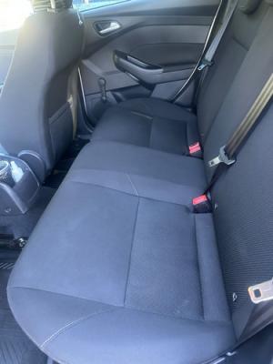 Pelēks Ford Focus 2015 Tallina, ar dzinēja tilpumu 0.00 L un nobraukumu 110 tūkst. km par 5999 €, foto 10 vietnē AUTOMOTO.COM.LV