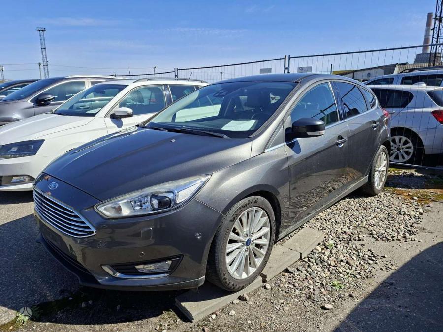 Pelēks Ford Focus 2015 Kauņa, ar dzinēja tilpumu 1.50 L un nobraukumu 117 tūkst. km par 6500 €, foto 5 vietnē AUTOMOTO.COM.LV