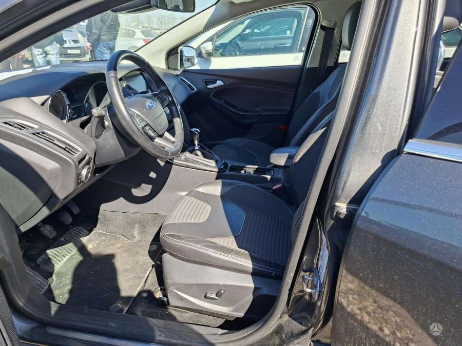 Pelēks Ford Focus 2015 Kauņa, ar dzinēja tilpumu 1.50 L un nobraukumu 117 tūkst. km par 6500 €, foto 9 vietnē AUTOMOTO.COM.LV