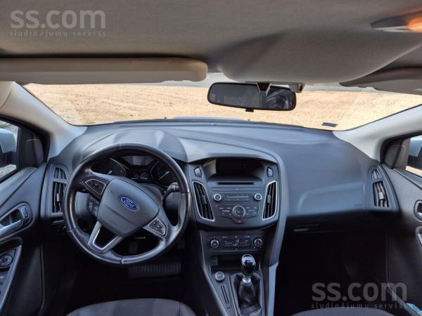 Pelēks Ford Focus 2015 Liepāja, ar dzinēja tilpumu 1.60 L un nobraukumu 153 tūkst. km par 5900 €, foto 10 vietnē AUTOMOTO.COM.LV