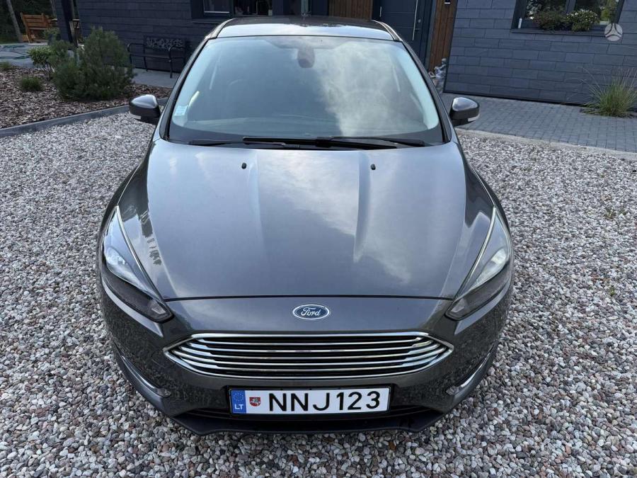 Pelēks Ford Focus 2015 Šilalė, ar dzinēja tilpumu 1.00 L un nobraukumu 179 tūkst. km par 4600 €, foto 4 vietnē AUTOMOTO.COM.LV
