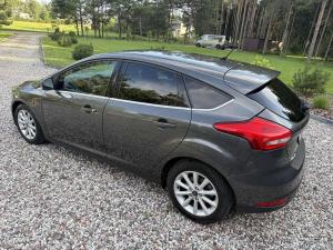 Pelēks Ford Focus 2015 Šilalė, ar dzinēja tilpumu 1.00 L un nobraukumu 179 tūkst. km par 4600 €, foto 5 vietnē AUTOMOTO.COM.LV