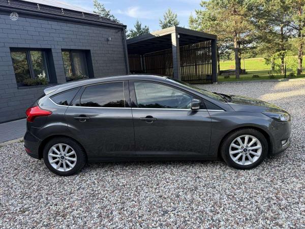 Pelēks Ford Focus 2015 Šilalė, ar dzinēja tilpumu 1.00 L un nobraukumu 179 tūkst. km par 4600 €, foto 9 vietnē AUTOMOTO.COM.LV