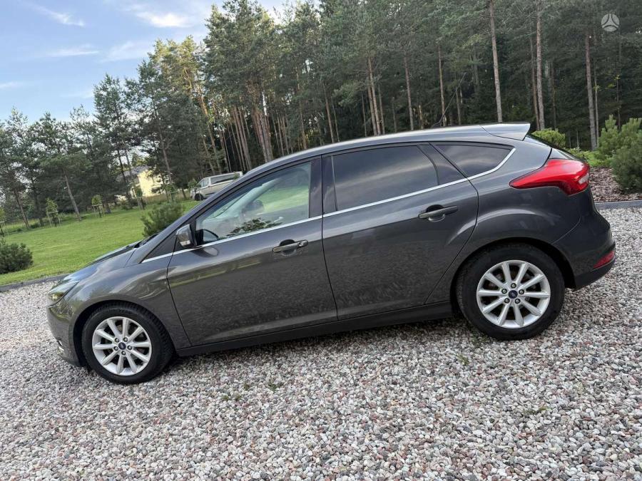 Pelēks Ford Focus 2015 Šilalė, ar dzinēja tilpumu 1.00 L un nobraukumu 179 tūkst. km par 4600 €, foto 13 vietnē AUTOMOTO.COM.LV