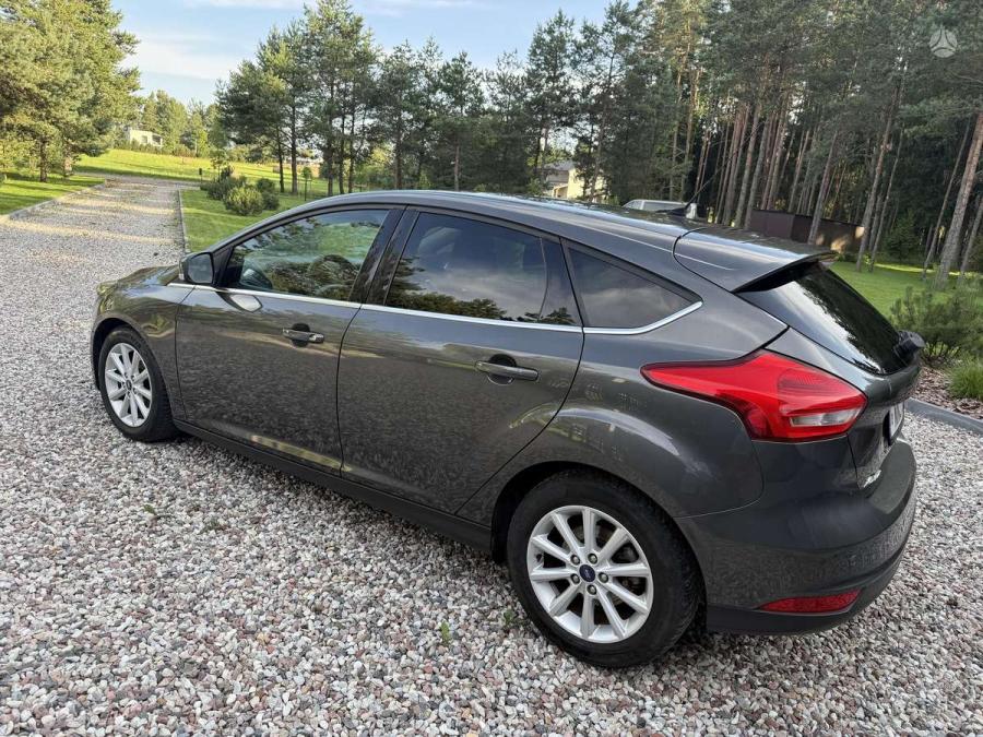 Pelēks Ford Focus 2015 Šilalė, ar dzinēja tilpumu 1.00 L un nobraukumu 179 tūkst. km par 4600 €, foto 14 vietnē AUTOMOTO.COM.LV
