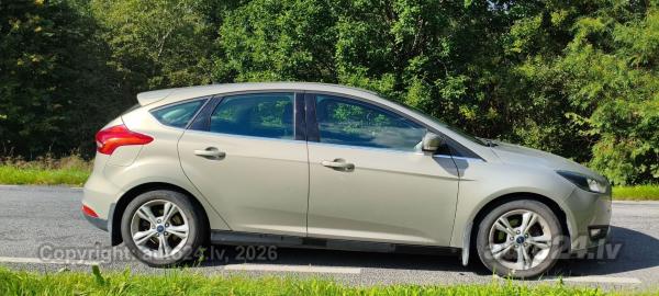 Ford Focus 2015 Viljandi vietnē Pelēks Ford Focus 2015 Viljandi, ar dzinēja tilpumu 1.00 L un nobraukumu 166 tūkst. km par 5700 €, foto 5 vietnē AUTOMOTO.COM.LV