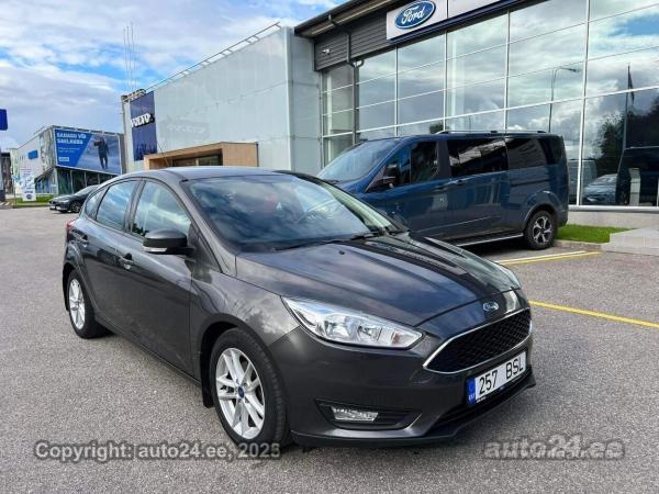 Pelēks Ford Focus 2016 Pērnava, ar dzinēja tilpumu 1.00 L un nobraukumu 145 tūkst. km par 5990 €, foto 1 vietnē AUTOMOTO.COM.LV