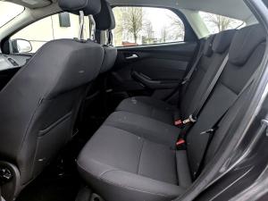 Pelēks Ford Focus 2016 Kretinga, ar dzinēja tilpumu 1.00 L un nobraukumu 89 tūkst. km par 6250 €, foto 18 vietnē AUTOMOTO.COM.LV
