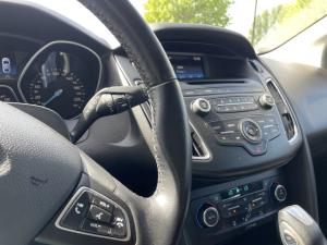 Grey Ford Focus 2016 in Riga, with an engine capacity of 1.00 L and mileage of 202 thousand km for 5800 €, photo 16 on AUTOMOTO.COM.LV