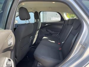 Grey Ford Focus 2016 in Riga, with an engine capacity of 1.00 L and mileage of 202 thousand km for 5800 €, photo 23 on AUTOMOTO.COM.LV