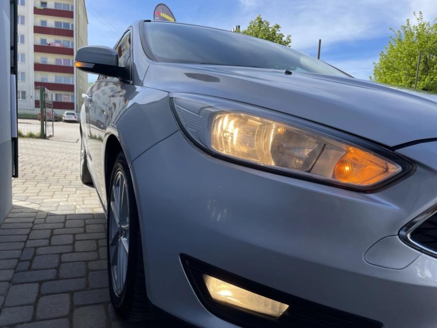 Grey Ford Focus 2016 in Riga, with an engine capacity of 1.00 L and mileage of 202 thousand km for 5800 €, photo 25 on AUTOMOTO.COM.LV