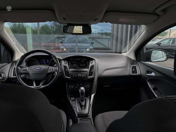 Grey Ford Focus 2016 in Kaunas, with an engine capacity of 1.00 L and mileage of 134 thousand km for 5900 €, photo 10 on AUTOMOTO.COM.LV