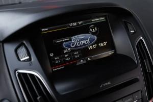 Pelēks Ford Focus 2016 Jelgava, ar dzinēja tilpumu 1.50 L un nobraukumu 194 tūkst. km par 4200 €, foto 14 vietnē AUTOMOTO.COM.LV