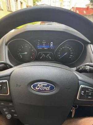 Grey Ford Focus 2016 in Vilnius, with an engine capacity of 1.00 L and mileage of 103 thousand km for 5600 €, photo 7 on AUTOMOTO.COM.LV