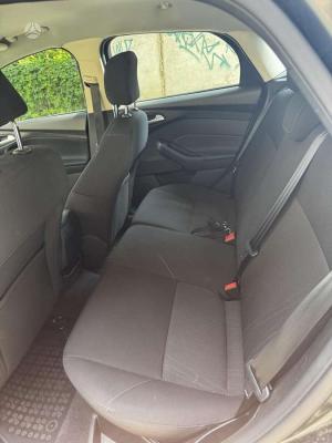 Grey Ford Focus 2016 in Vilnius, with an engine capacity of 1.00 L and mileage of 103 thousand km for 5600 €, photo 8 on AUTOMOTO.COM.LV