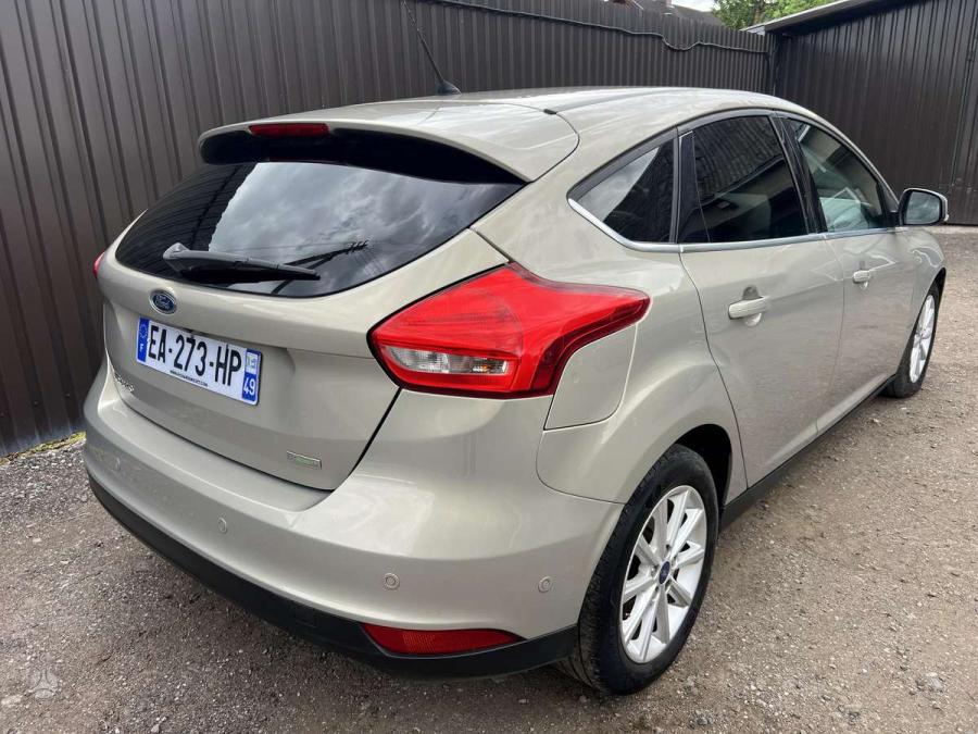 Pelēks Ford Focus 2016 Kauņa, ar dzinēja tilpumu 1.00 L un nobraukumu 180 tūkst. km par 2900 €, foto 7 vietnē AUTOMOTO.COM.LV