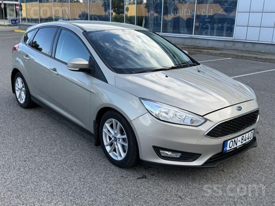 Pelēks Ford Focus 2016 Rīga, ar dzinēja tilpumu 1.50 L un nobraukumu 183 tūkst. km par 5800 €, foto 8 vietnē AUTOMOTO.COM.LV