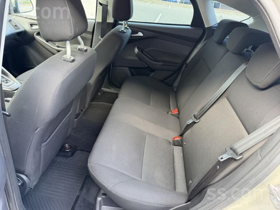 Pelēks Ford Focus 2016 Rīga, ar dzinēja tilpumu 1.50 L un nobraukumu 183 tūkst. km par 5800 €, foto 16 vietnē AUTOMOTO.COM.LV
