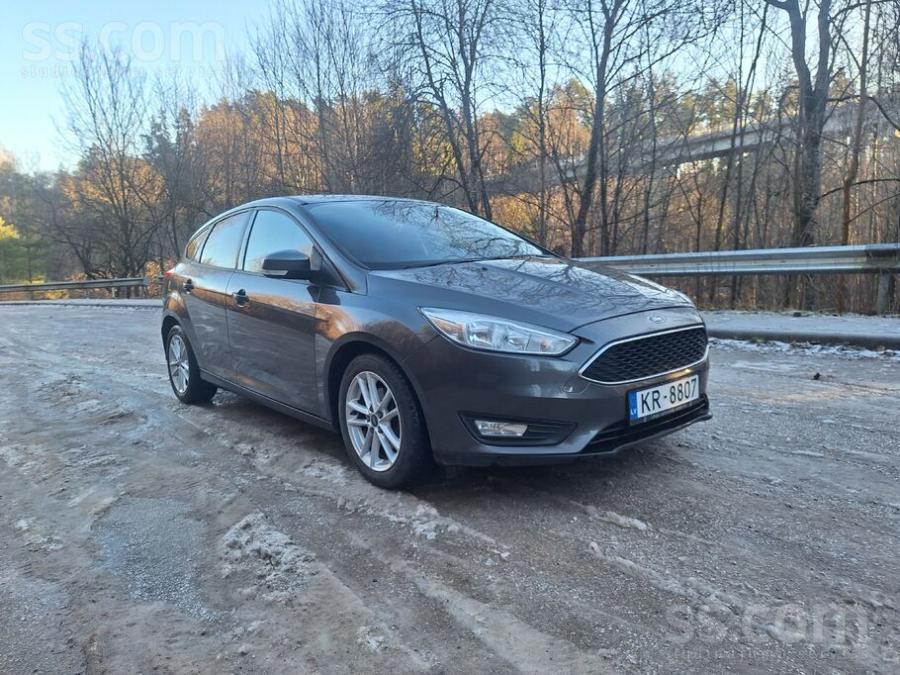 Grey Ford Focus 2017 in Riga, with an engine capacity of 1.00 L and mileage of 145 thousand km for 6700 €, photo 2 on AUTOMOTO.COM.LV