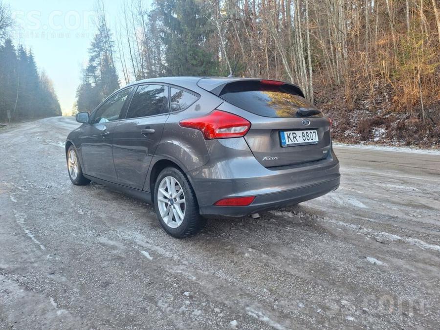 Grey Ford Focus 2017 in Riga, with an engine capacity of 1.00 L and mileage of 145 thousand km for 6700 €, photo 4 on AUTOMOTO.COM.LV