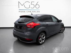 Pelēks Ford Focus 2017 Rīga, ar dzinēja tilpumu 2.00 L un nobraukumu 188 tūkst. km par 12900 €, foto 6 vietnē AUTOMOTO.COM.LV