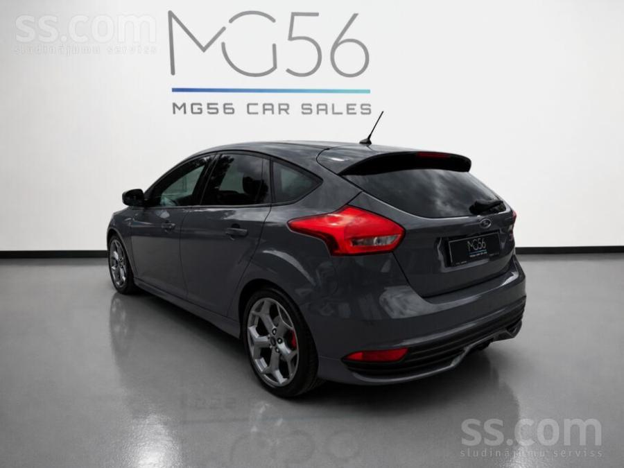 Pelēks Ford Focus 2017 Rīga, ar dzinēja tilpumu 2.00 L un nobraukumu 188 tūkst. km par 12900 €, foto 7 vietnē AUTOMOTO.COM.LV